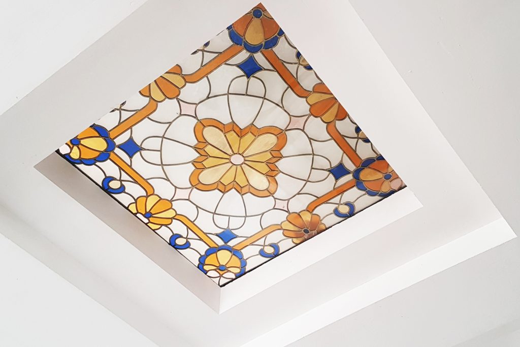 False Glass Ceiling آرچی تاج مرجع رسمی سازه‌های ترکیبی استیند گلس 5110